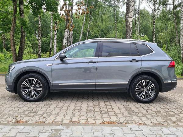 Pelēks Volkswagen Tiguan 2018 Kauņa, ar dzinēja tilpumu 2.00 L un nobraukumu 169 tūkst. km par 19200 €, foto 6 vietnē AUTOMOTO.COM.LV