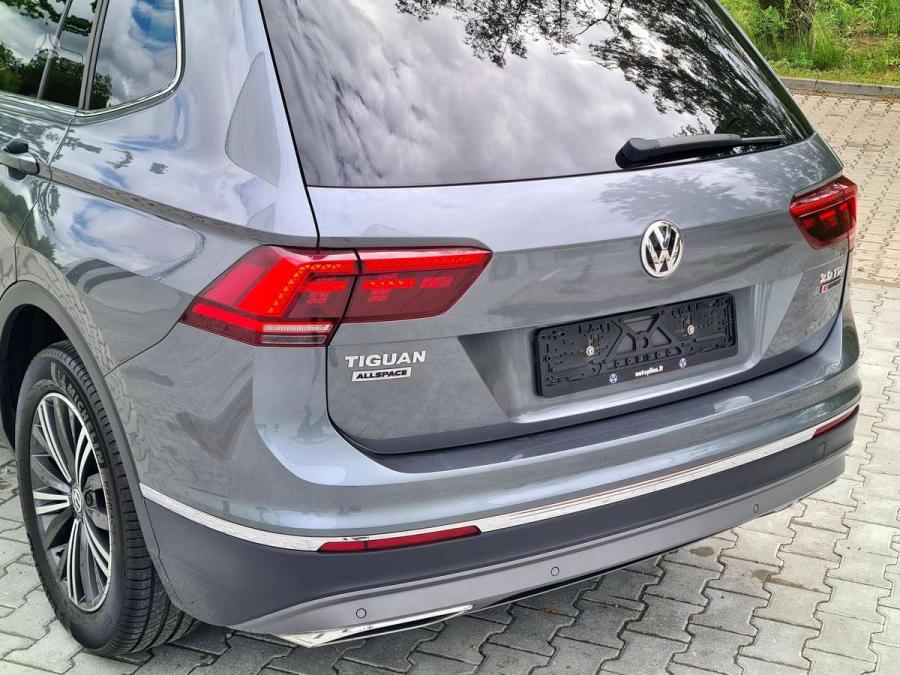 Pelēks Volkswagen Tiguan 2018 Kauņa, ar dzinēja tilpumu 2.00 L un nobraukumu 169 tūkst. km par 19200 €, foto 19 vietnē AUTOMOTO.COM.LV