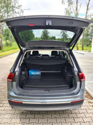Pelēks Volkswagen Tiguan 2018 Kauņa, ar dzinēja tilpumu 2.00 L un nobraukumu 169 tūkst. km par 19200 €, foto 21 vietnē AUTOMOTO.COM.LV
