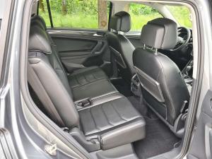 Pelēks Volkswagen Tiguan 2018 Kauņa, ar dzinēja tilpumu 2.00 L un nobraukumu 169 tūkst. km par 19200 €, foto 24 vietnē AUTOMOTO.COM.LV