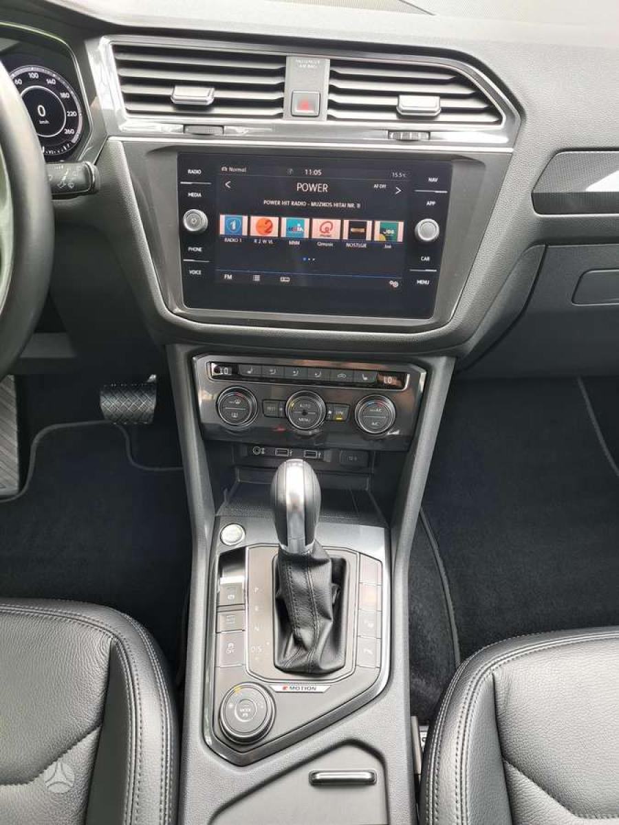 Pelēks Volkswagen Tiguan 2018 Kauņa, ar dzinēja tilpumu 2.00 L un nobraukumu 169 tūkst. km par 19200 €, foto 31 vietnē AUTOMOTO.COM.LV