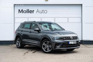 Grey Volkswagen Tiguan 2018 in Riga, with an engine capacity of 2.00 L and mileage of 118 thousand km for 21250 €, photo 3 on AUTOMOTO.COM.LV
