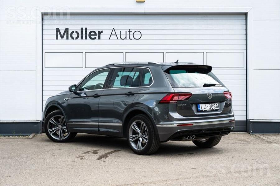 Grey Volkswagen Tiguan 2018 in Riga, with an engine capacity of 2.00 L and mileage of 118 thousand km for 21250 €, photo 4 on AUTOMOTO.COM.LV