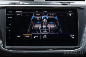 Grey Volkswagen Tiguan 2018 in Riga, with an engine capacity of 2.00 L and mileage of 118 thousand km for 21250 €, photo 14 on AUTOMOTO.COM.LV