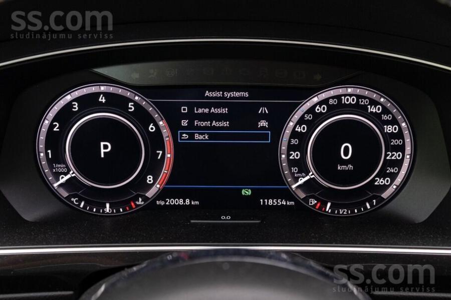Grey Volkswagen Tiguan 2018 in Riga, with an engine capacity of 2.00 L and mileage of 118 thousand km for 21250 €, photo 25 on AUTOMOTO.COM.LV