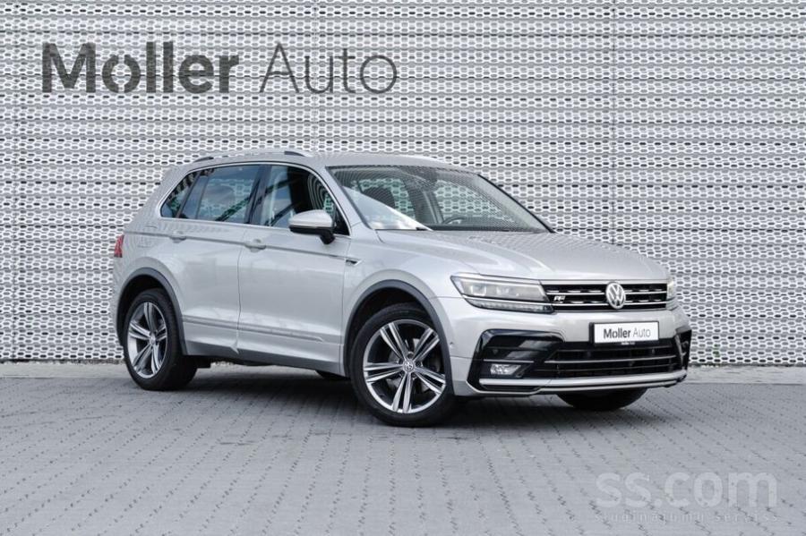 Grey Volkswagen Tiguan 2018 in Riga, with an engine capacity of 2.00 L and mileage of 158 thousand km for 19800 €, photo 3 on AUTOMOTO.COM.LV