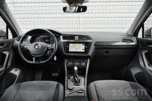 Grey Volkswagen Tiguan 2018 in Riga, with an engine capacity of 2.00 L and mileage of 158 thousand km for 19800 €, photo 7 on AUTOMOTO.COM.LV