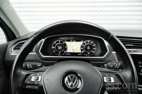 Pelēks Volkswagen Tiguan 2018 Rīga, ar dzinēja tilpumu 2.00 L un nobraukumu 158 tūkst. km par 19800 €, foto 10 vietnē AUTOMOTO.COM.LV