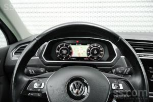 Grey Volkswagen Tiguan 2018 in Riga, with an engine capacity of 2.00 L and mileage of 158 thousand km for 19800 €, photo 11 on AUTOMOTO.COM.LV