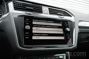 Grey Volkswagen Tiguan 2018 in Riga, with an engine capacity of 2.00 L and mileage of 158 thousand km for 19800 €, photo 19 on AUTOMOTO.COM.LV