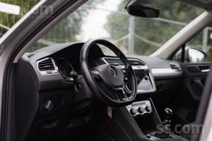 Pelēks Volkswagen Tiguan 2018 Rīga, ar dzinēja tilpumu 2.00 L un nobraukumu 144 tūkst. km par 15990 €, foto 14 vietnē AUTOMOTO.COM.LV