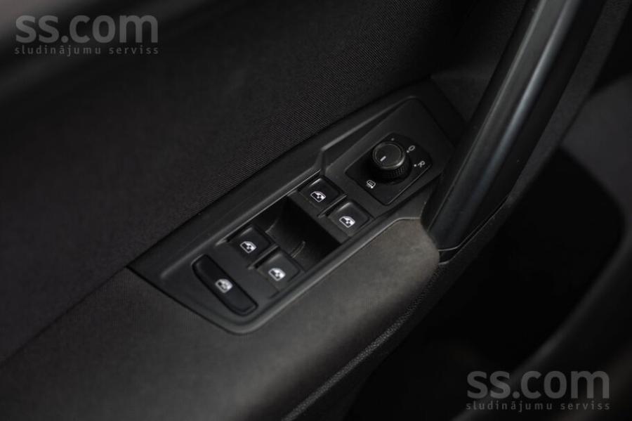 Pelēks Volkswagen Tiguan 2018 Rīga, ar dzinēja tilpumu 2.00 L un nobraukumu 144 tūkst. km par 15990 €, foto 15 vietnē AUTOMOTO.COM.LV