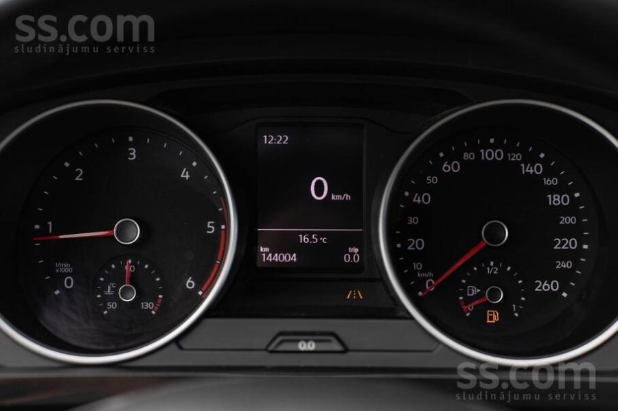 Pelēks Volkswagen Tiguan 2018 Rīga, ar dzinēja tilpumu 2.00 L un nobraukumu 144 tūkst. km par 15990 €, foto 20 vietnē AUTOMOTO.COM.LV