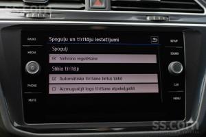 Pelēks Volkswagen Tiguan 2018 Rīga, ar dzinēja tilpumu 2.00 L un nobraukumu 144 tūkst. km par 15990 €, foto 24 vietnē AUTOMOTO.COM.LV