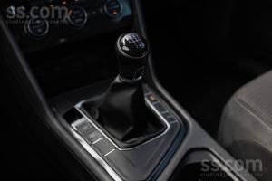 Pelēks Volkswagen Tiguan 2018 Rīga, ar dzinēja tilpumu 2.00 L un nobraukumu 144 tūkst. km par 15990 €, foto 26 vietnē AUTOMOTO.COM.LV