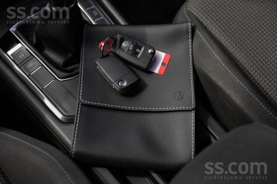 Pelēks Volkswagen Tiguan 2018 Rīga, ar dzinēja tilpumu 2.00 L un nobraukumu 144 tūkst. km par 15990 €, foto 28 vietnē AUTOMOTO.COM.LV