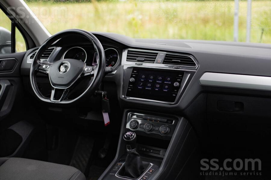 Pelēks Volkswagen Tiguan 2018 Rīga, ar dzinēja tilpumu 2.00 L un nobraukumu 144 tūkst. km par 15990 €, foto 29 vietnē AUTOMOTO.COM.LV