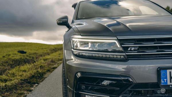 Pelēks Volkswagen Tiguan 2018 Viļņa, ar dzinēja tilpumu 1.97 L un nobraukumu 177 tūkst. km par 19100 €, foto 5 vietnē AUTOMOTO.COM.LV
