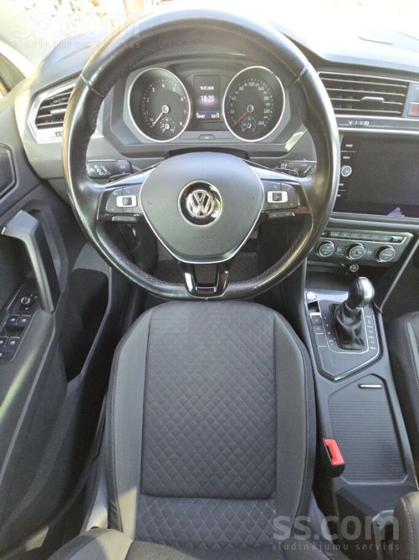 Pelēks Volkswagen Tiguan 2018 Rīga, ar dzinēja tilpumu 1.40 L un nobraukumu 107 tūkst. km par 16500 €, foto 5 vietnē AUTOMOTO.COM.LV