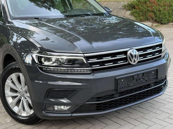 Pelēks Volkswagen Tiguan 2018 Prienai, ar dzinēja tilpumu 1.97 L un nobraukumu 240 tūkst. km par 13950 €, foto 9 vietnē AUTOMOTO.COM.LV