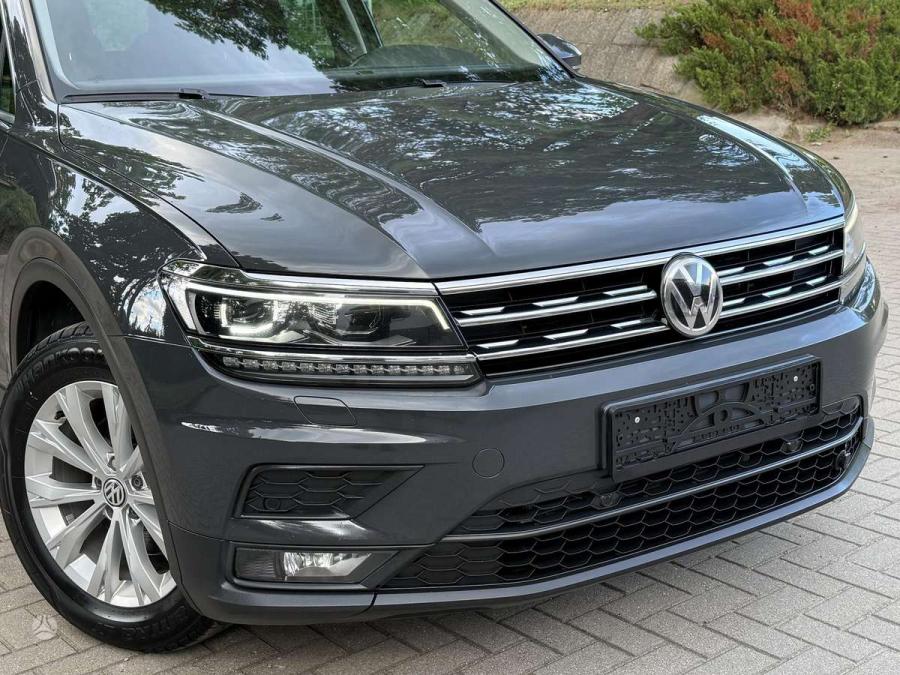 Pelēks Volkswagen Tiguan 2018 Prienai, ar dzinēja tilpumu 1.97 L un nobraukumu 240 tūkst. km par 13950 €, foto 10 vietnē AUTOMOTO.COM.LV