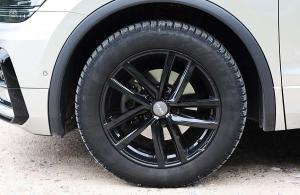 Pelēks Volkswagen Tiguan 2018 Kretinga, ar dzinēja tilpumu 1.97 L un nobraukumu 180 tūkst. km par 21999 €, foto 12 vietnē AUTOMOTO.COM.LV