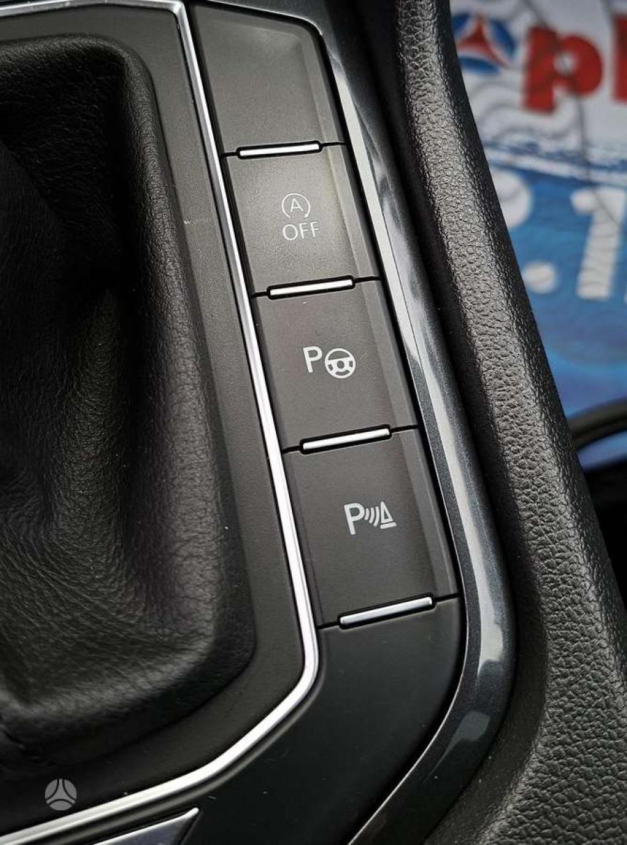 Pelēks Volkswagen Tiguan 2018 Kretinga, ar dzinēja tilpumu 1.97 L un nobraukumu 180 tūkst. km par 21999 €, foto 39 vietnē AUTOMOTO.COM.LV