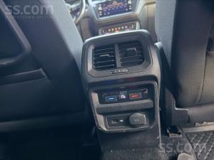 Pelēks Volkswagen Tiguan 2018 Valmiera, ar dzinēja tilpumu 2.00 L un nobraukumu 392 tūkst. km par 9800 €, foto 29 vietnē AUTOMOTO.COM.LV