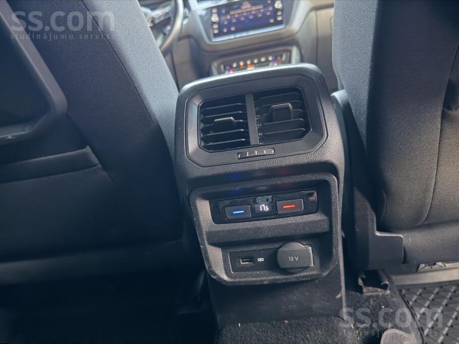Pelēks Volkswagen Tiguan 2018 Valmiera, ar dzinēja tilpumu 2.00 L un nobraukumu 392 tūkst. km par 9800 €, foto 29 vietnē AUTOMOTO.COM.LV