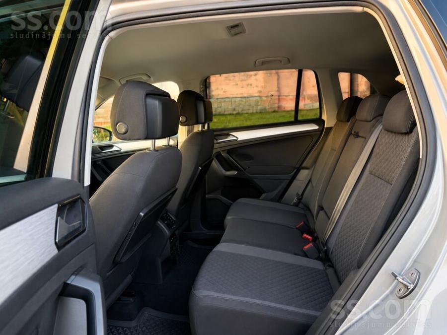 Pelēks Volkswagen Tiguan 2018 Valmiera, ar dzinēja tilpumu 2.00 L un nobraukumu 392 tūkst. km par 9800 €, foto 33 vietnē AUTOMOTO.COM.LV