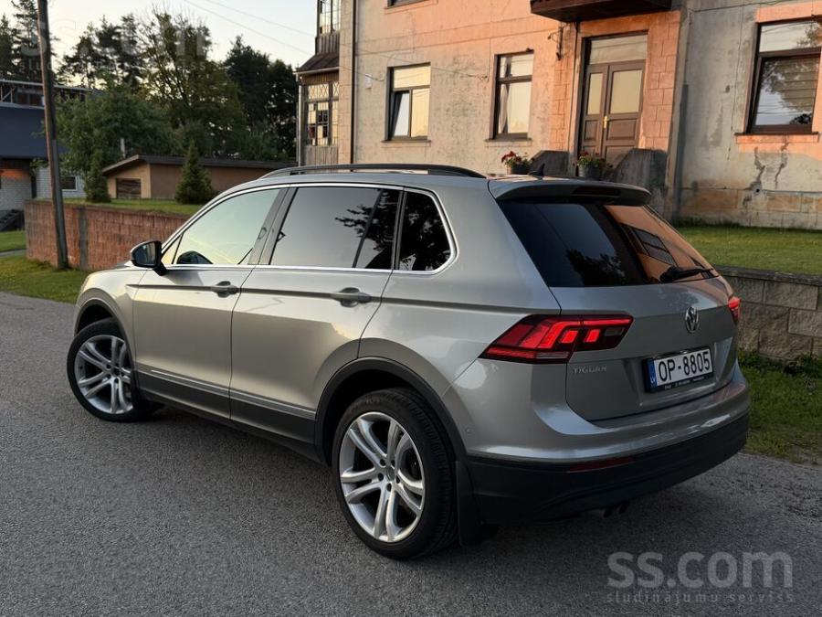 Pelēks Volkswagen Tiguan 2018 Valmiera, ar dzinēja tilpumu 2.00 L un nobraukumu 392 tūkst. km par 9800 €, foto 8 vietnē AUTOMOTO.COM.LV