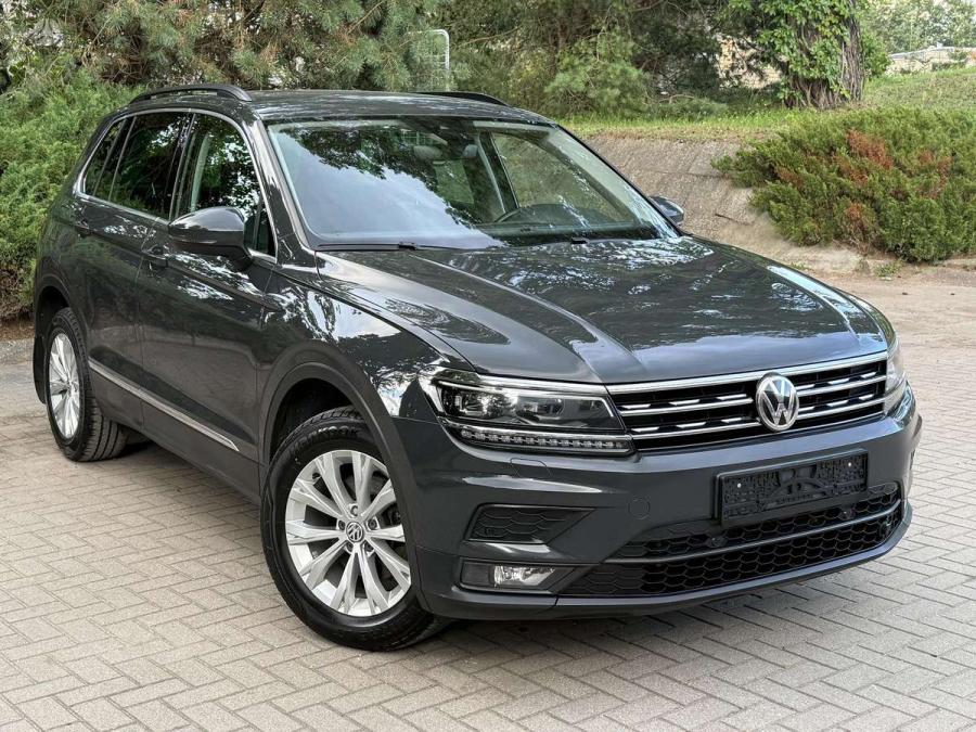 Pelēks Volkswagen Tiguan 2018 Prienai, ar dzinēja tilpumu 1.97 L un nobraukumu 243 tūkst. km par 13500 €, foto 3 vietnē AUTOMOTO.COM.LV
