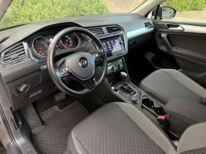 Pelēks Volkswagen Tiguan 2018 Prienai, ar dzinēja tilpumu 1.97 L un nobraukumu 243 tūkst. km par 13500 €, foto 24 vietnē AUTOMOTO.COM.LV