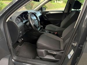 Pelēks Volkswagen Tiguan 2018 Prienai, ar dzinēja tilpumu 1.97 L un nobraukumu 243 tūkst. km par 13500 €, foto 25 vietnē AUTOMOTO.COM.LV