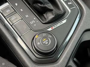 Pelēks Volkswagen Tiguan 2018 Prienai, ar dzinēja tilpumu 1.97 L un nobraukumu 243 tūkst. km par 13500 €, foto 39 vietnē AUTOMOTO.COM.LV