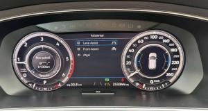 Grey Volkswagen Tiguan 2018 in Telschi, with an engine capacity of 2.00 L and mileage of 253 thousand km for 15290 €, photo 21 on AUTOMOTO.COM.LV