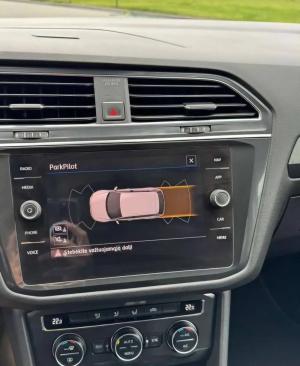 Grey Volkswagen Tiguan 2018 in Telschi, with an engine capacity of 2.00 L and mileage of 253 thousand km for 15290 €, photo 22 on AUTOMOTO.COM.LV