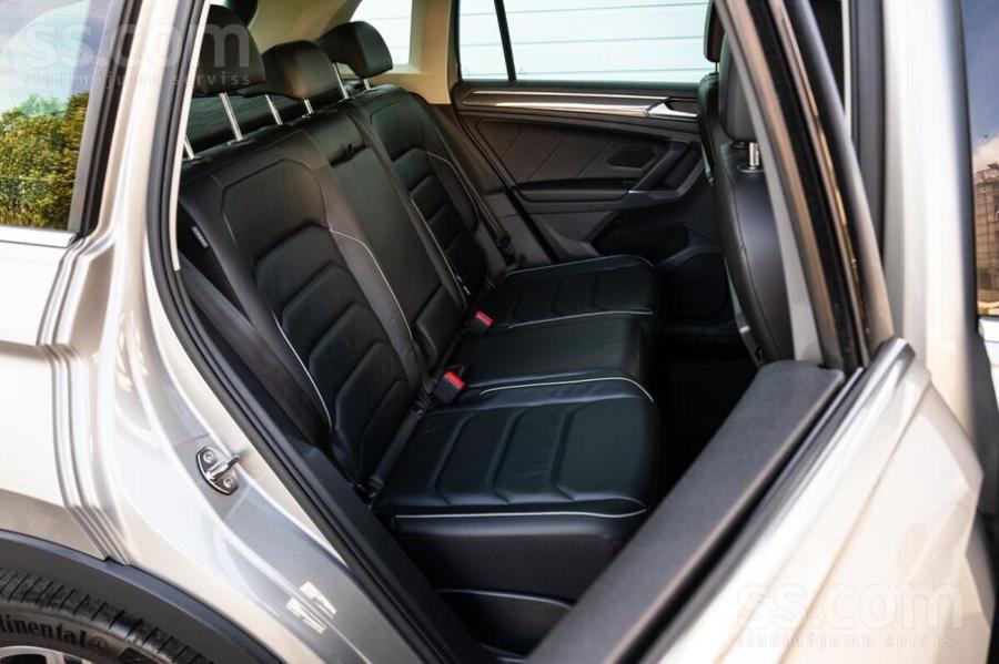 Grey Volkswagen Tiguan 2018 in Riga, with an engine capacity of 2.00 L and mileage of 147 thousand km for 20950 €, photo 8 on AUTOMOTO.COM.LV