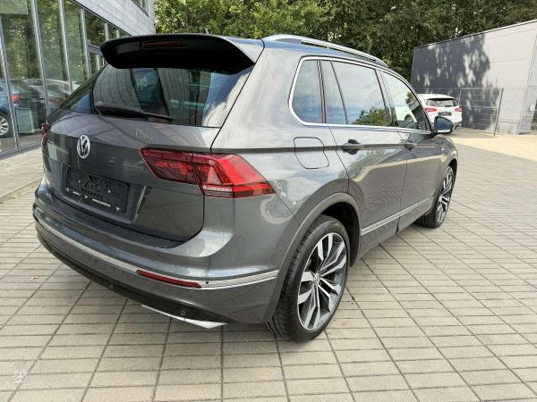 Pelēks Volkswagen Tiguan 2018 Kauņa, ar dzinēja tilpumu 1.98 L un nobraukumu 232 tūkst. km par 18500 €, foto 4 vietnē AUTOMOTO.COM.LV