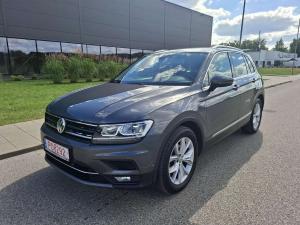 Grey Volkswagen Tiguan 2018 in Prienai, with an engine capacity of 2.00 L and mileage of 241 thousand km for 14150 €, photo  on AUTOMOTO.COM.LV