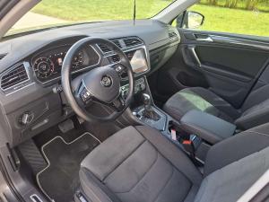 Pelēks Volkswagen Tiguan 2018 Prienai, ar dzinēja tilpumu 2.00 L un nobraukumu 241 tūkst. km par 14150 €, foto 12 vietnē AUTOMOTO.COM.LV