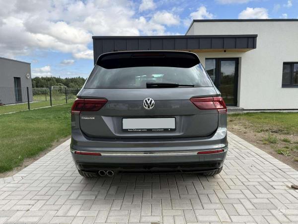 Pelēks Volkswagen Tiguan 2018 Kauņa, ar dzinēja tilpumu 1.97 L un nobraukumu 115 tūkst. km par 23999 €, foto 6 vietnē AUTOMOTO.COM.LV