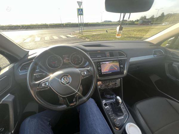 Фольксваген Тигуан 2018 в Каунас на AUTOMOTO.COM.LV Серый Фольксваген Тигуан 2018 в Каунас, объемом двигателя 1.98 л и пробегом 127 тыс. км за 14800 €, фото 6 на AUTOMOTO.COM.LV