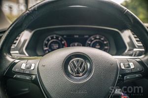 Grey Volkswagen Tiguan 2018 in Riga, with an engine capacity of 1.40 L and mileage of 176 thousand km for 14990 €, photo 13 on AUTOMOTO.COM.LV