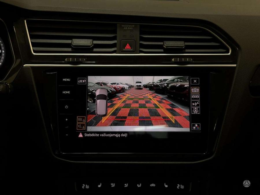 Pelēks Volkswagen Tiguan 2018 Viļņa, ar dzinēja tilpumu 1.97 L un nobraukumu 159 tūkst. km par 19290 €, foto 30 vietnē AUTOMOTO.COM.LV
