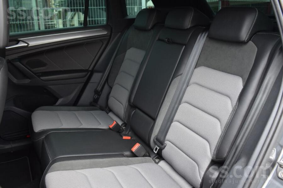 Grey Volkswagen Tiguan 2018 in Valmiera, with an engine capacity of 2.00 L and mileage of 232 thousand km for 18500 €, photo 23 on AUTOMOTO.COM.LV