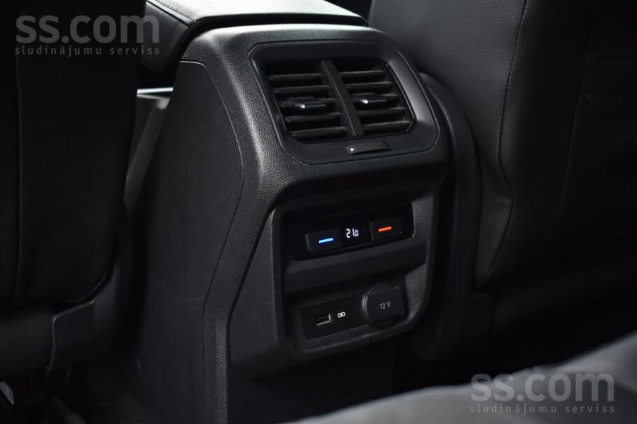 Grey Volkswagen Tiguan 2018 in Valmiera, with an engine capacity of 2.00 L and mileage of 232 thousand km for 18500 €, photo 25 on AUTOMOTO.COM.LV
