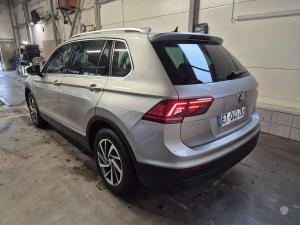 Pelēks Volkswagen Tiguan 2018 Raseiniai, ar dzinēja tilpumu 1.97 L un nobraukumu 213 tūkst. km par 12700 €, foto 4 vietnē AUTOMOTO.COM.LV