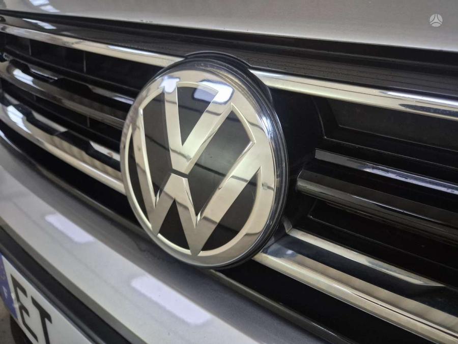 Pelēks Volkswagen Tiguan 2018 Raseiniai, ar dzinēja tilpumu 1.97 L un nobraukumu 213 tūkst. km par 12700 €, foto 13 vietnē AUTOMOTO.COM.LV