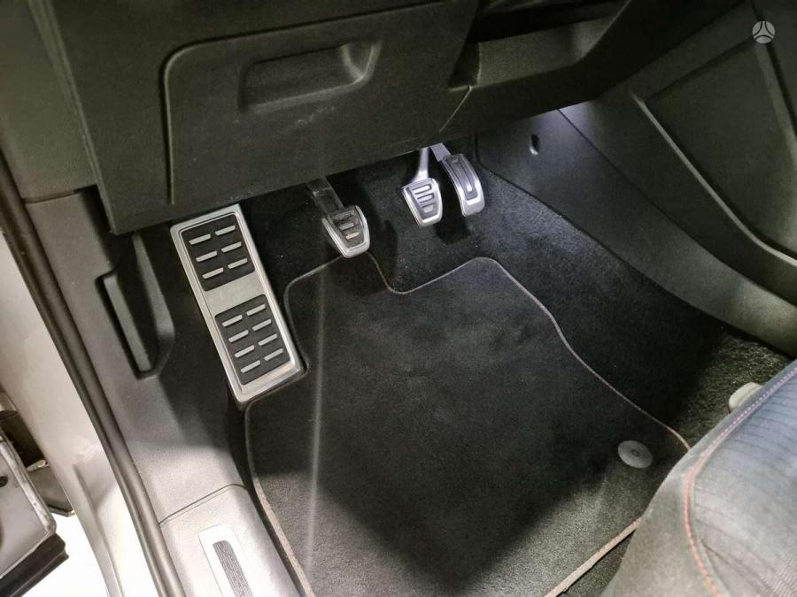 Pelēks Volkswagen Tiguan 2018 Raseiniai, ar dzinēja tilpumu 1.97 L un nobraukumu 213 tūkst. km par 12700 €, foto 22 vietnē AUTOMOTO.COM.LV
